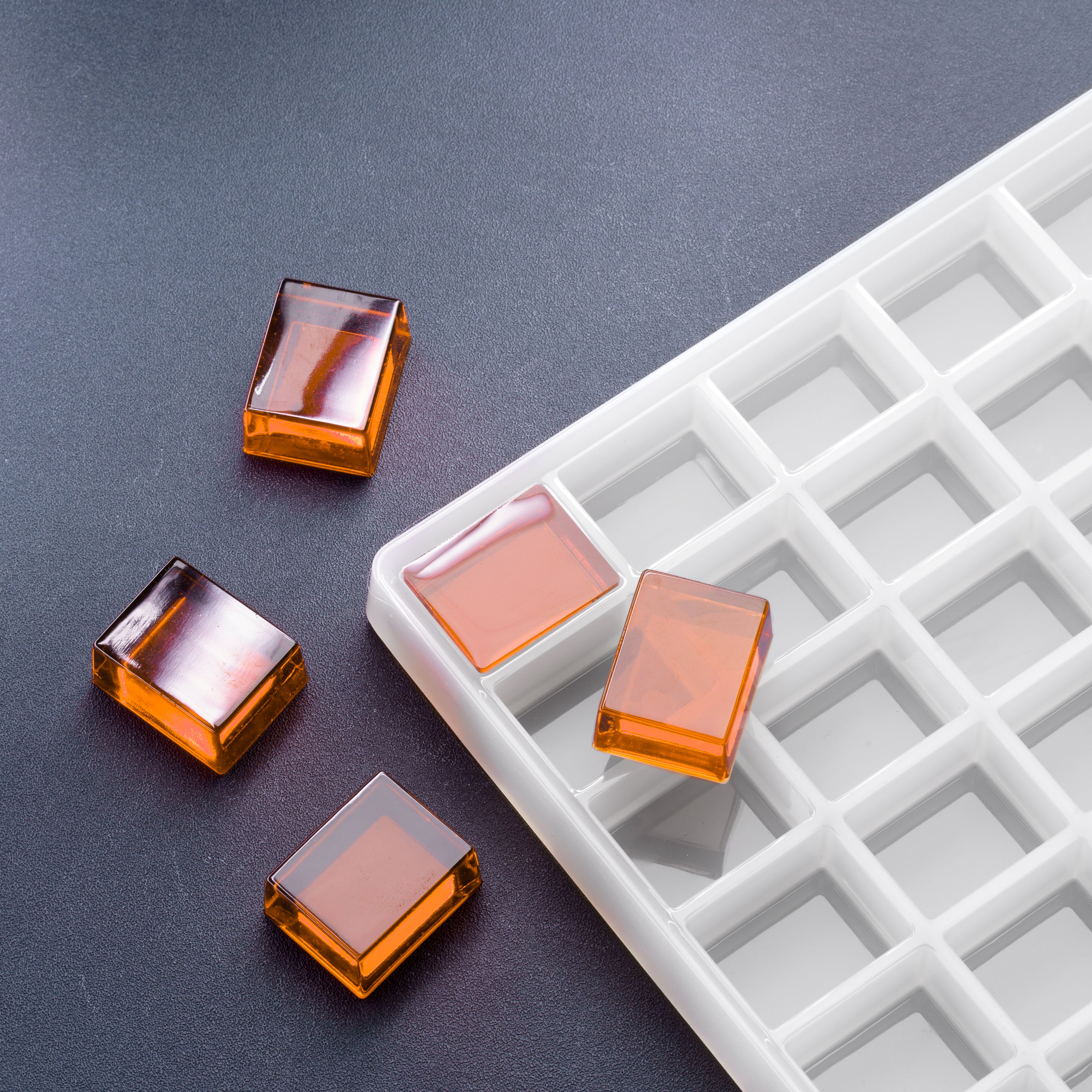 9.4mL Rectangle Candy Mold - 112 Cavities - 22169 – Bold Maker